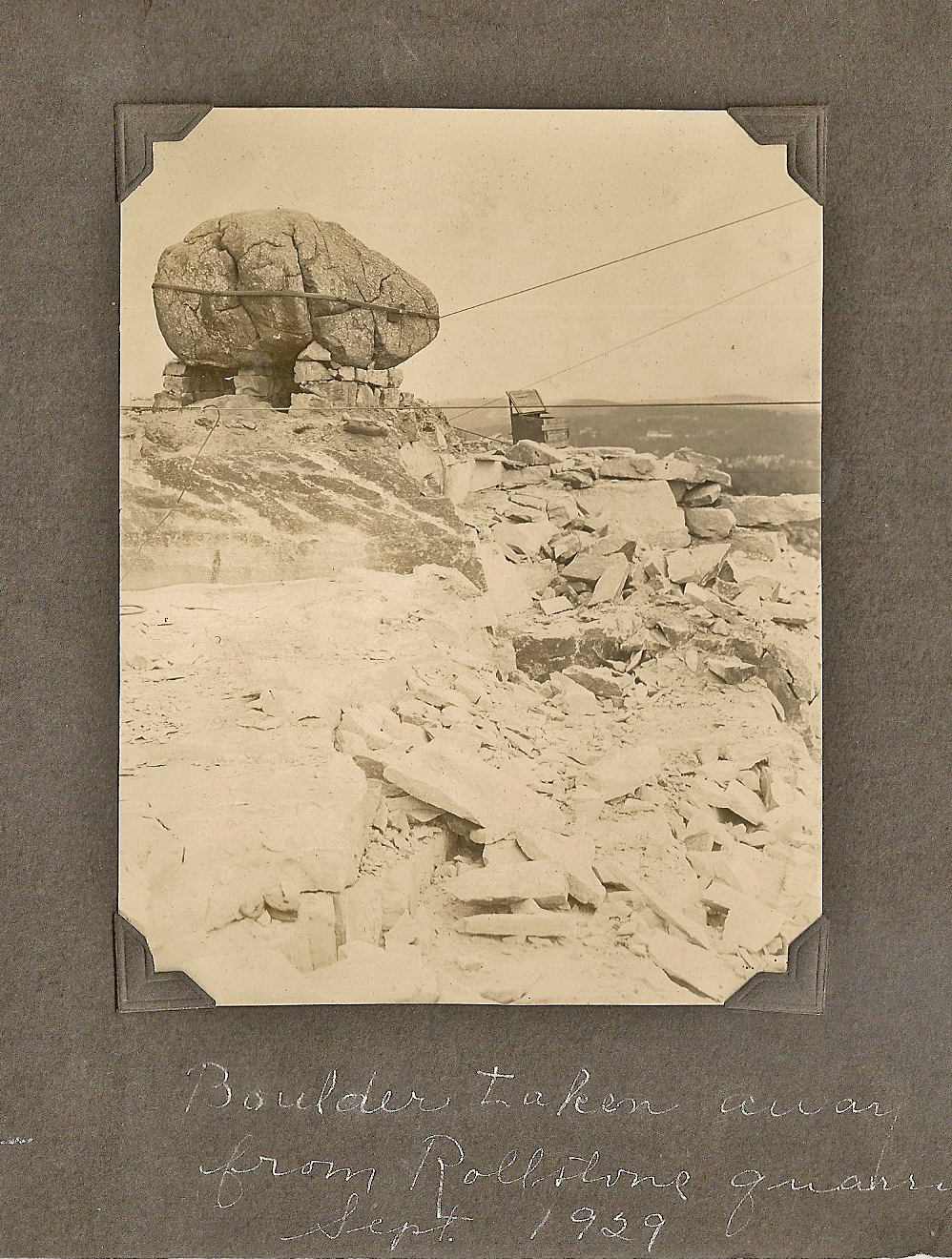 Rollstone Boulder
